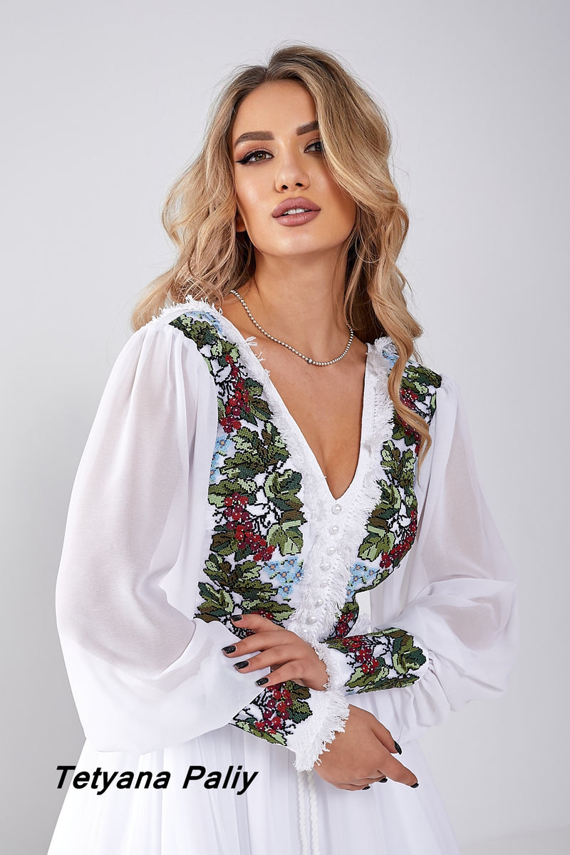 Melania's dress and Matviy's embroidery – Tetyana Paliy